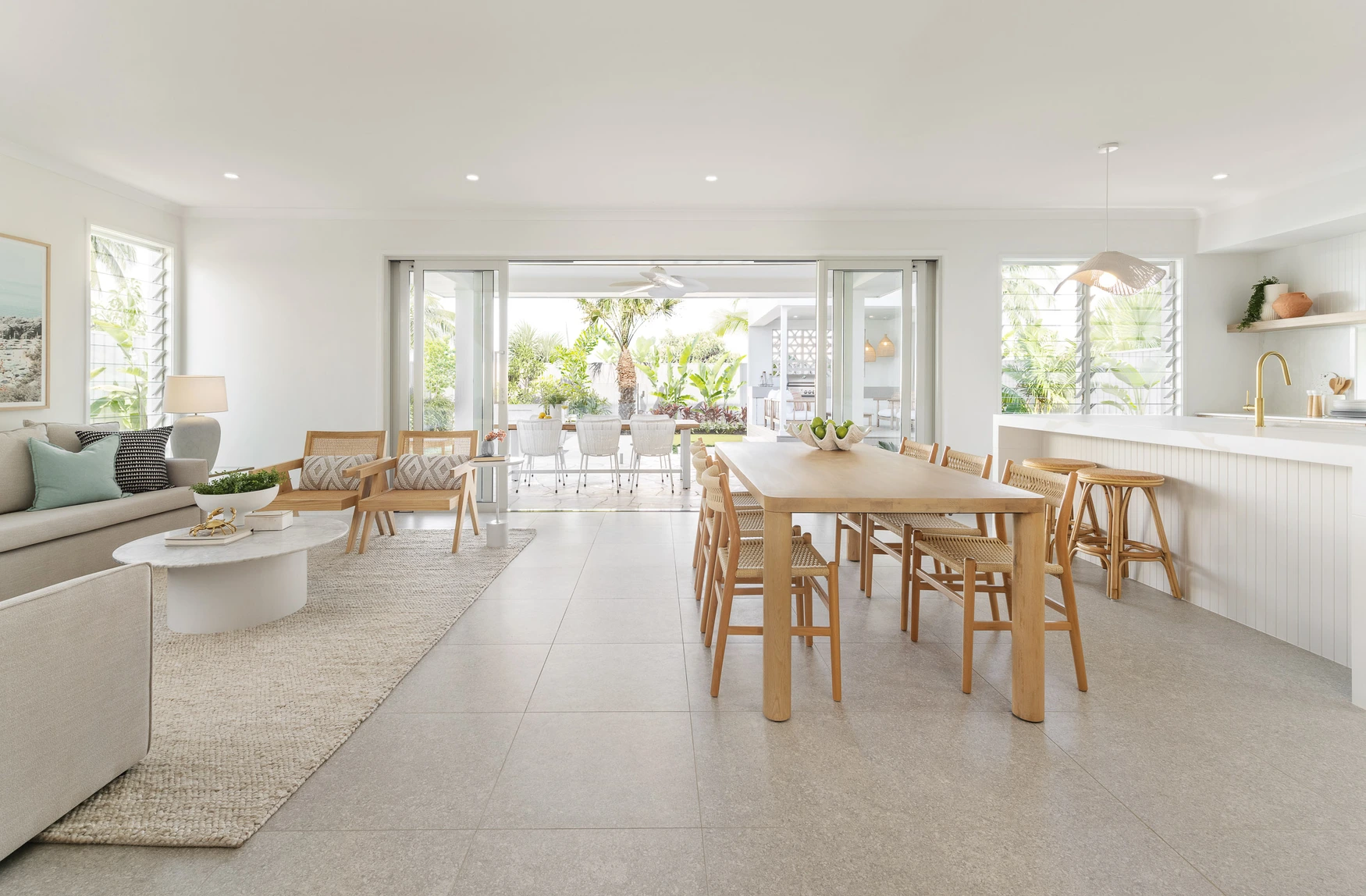 Maximising Space and Light The Advantages of Open Plan Living